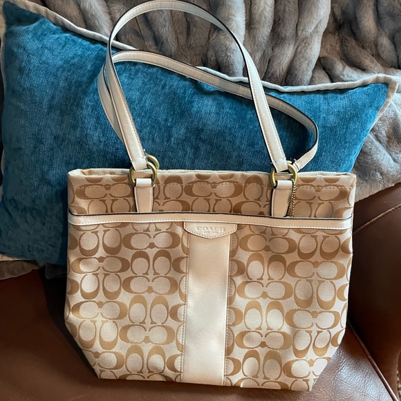 Coach | Bags | Coach Cream Vintage Bag | Poshmark
